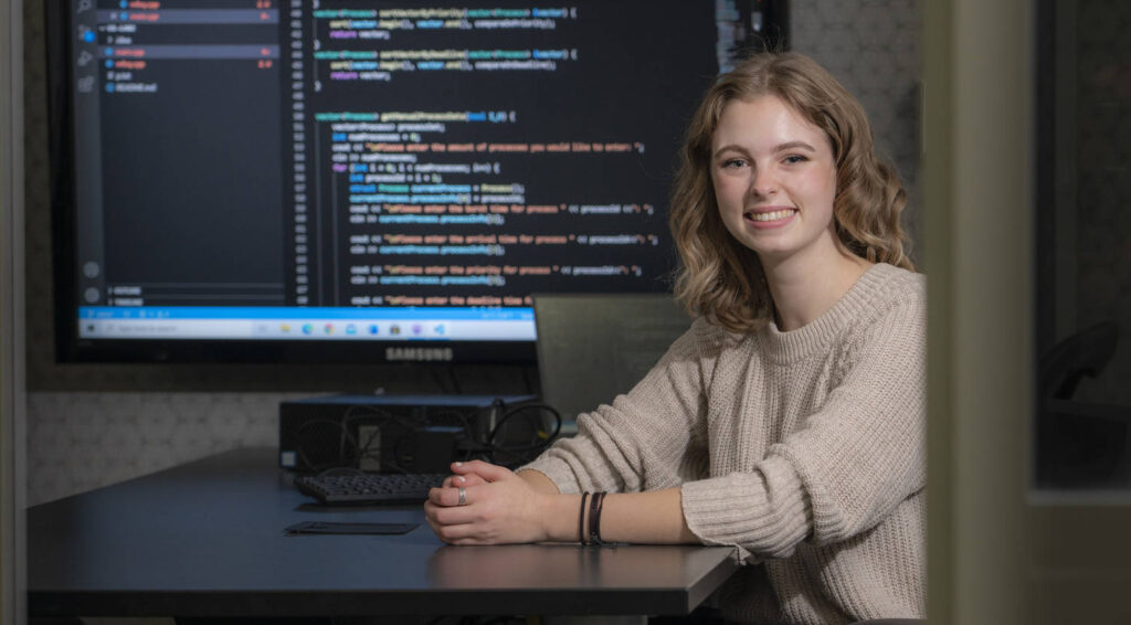 New UW-Eau Claire grad ‘pays it forward,’ works to make computer ...