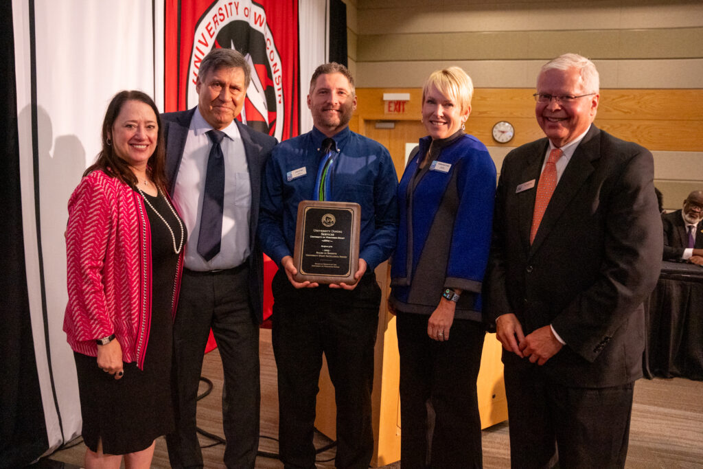 Regents honor recipients of University Staff Excellence Awards (day 2 ...